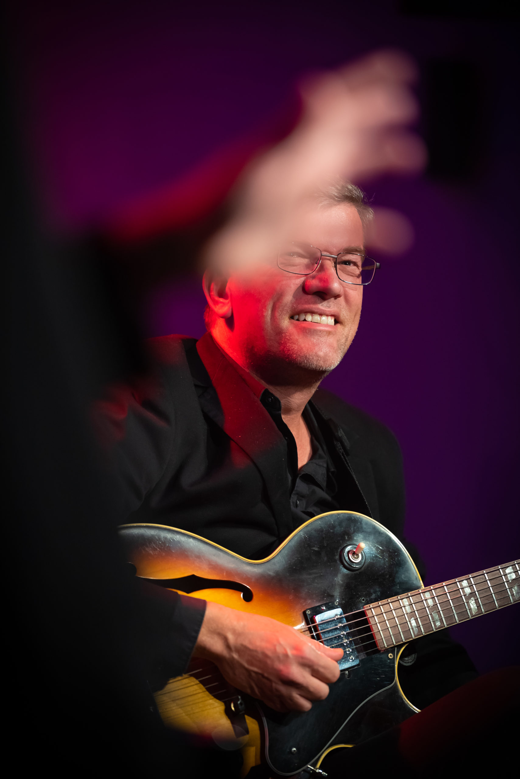 CHRIS HOPKINS meets the JAZZ KANGAROOS — Kultur Hinterm Feld